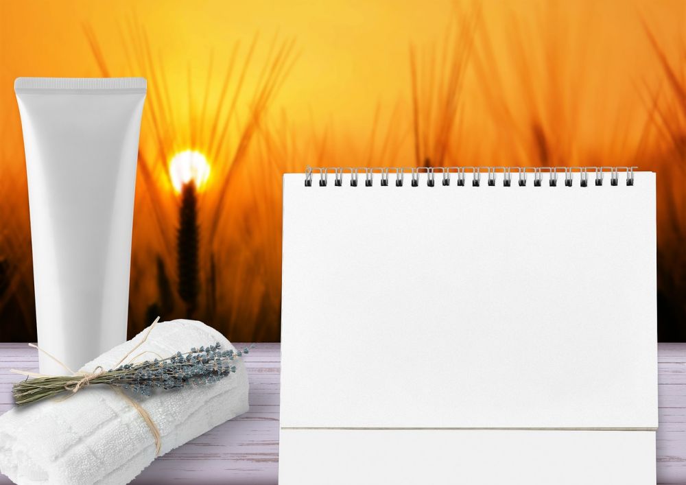 Foundation smink är en viktig del av mångas skönhetsrutin och används ...